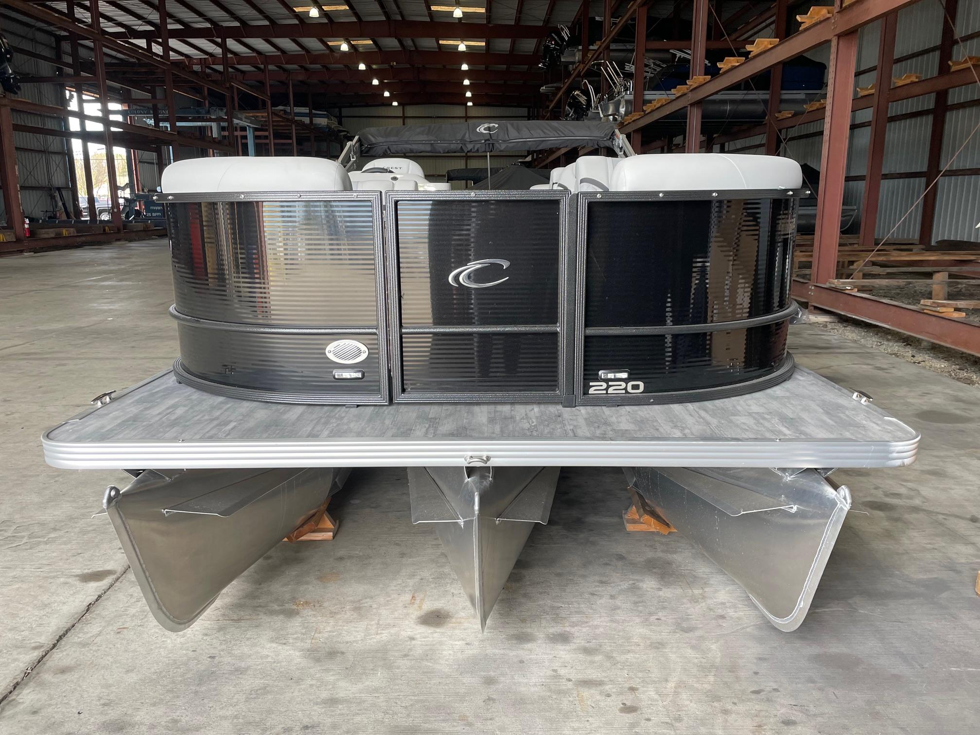 New 2024 Crest 220 SLC Classic DLX For Sale in Pontiac, MI | Colony Marine