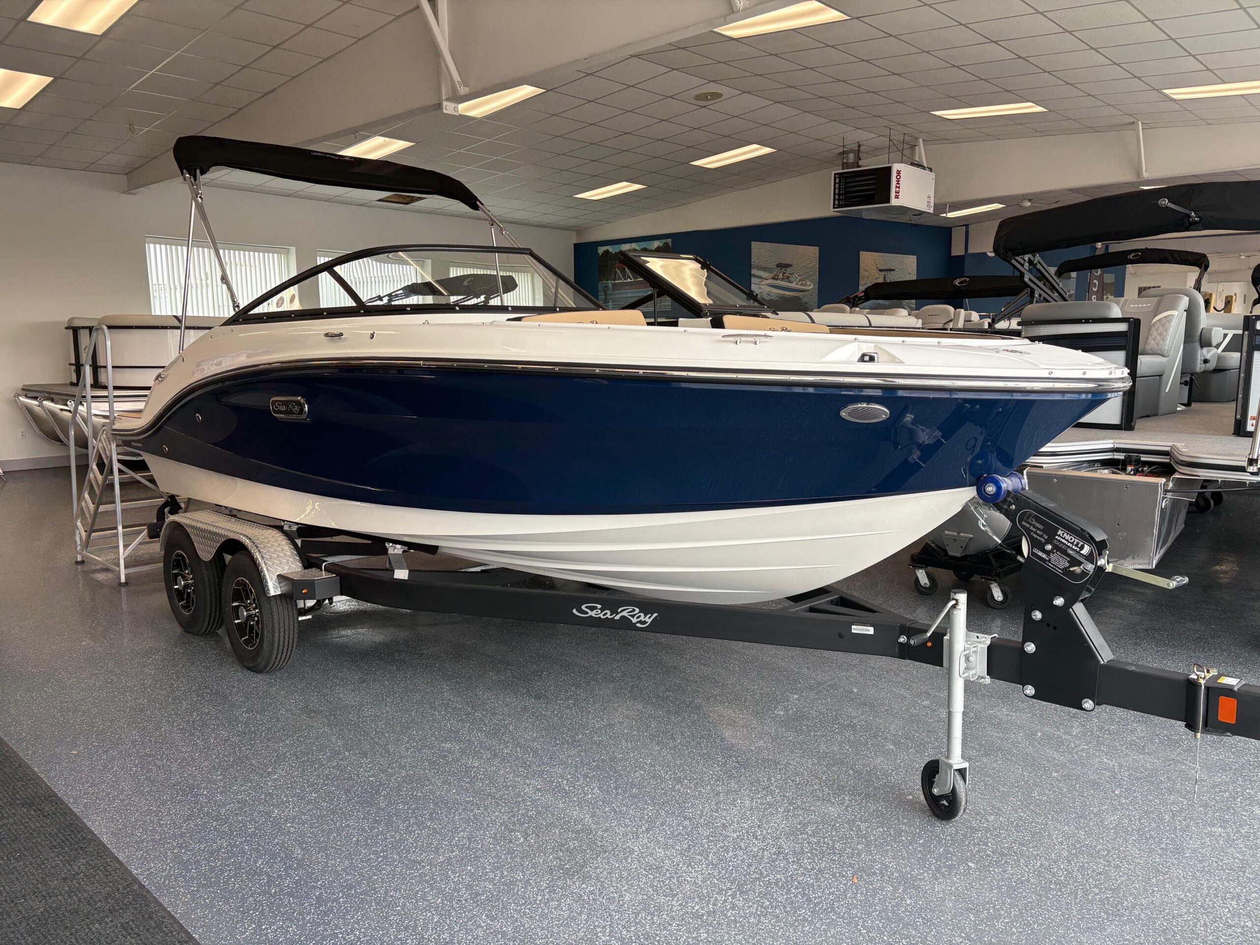 New 2025 Sea Ray SPX 190 For Sale in Pontiac, MI | Colony Marine